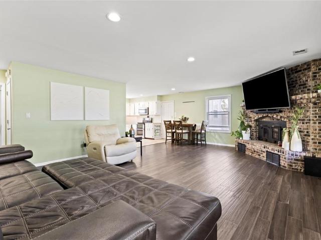 985 Harr Grove Road
