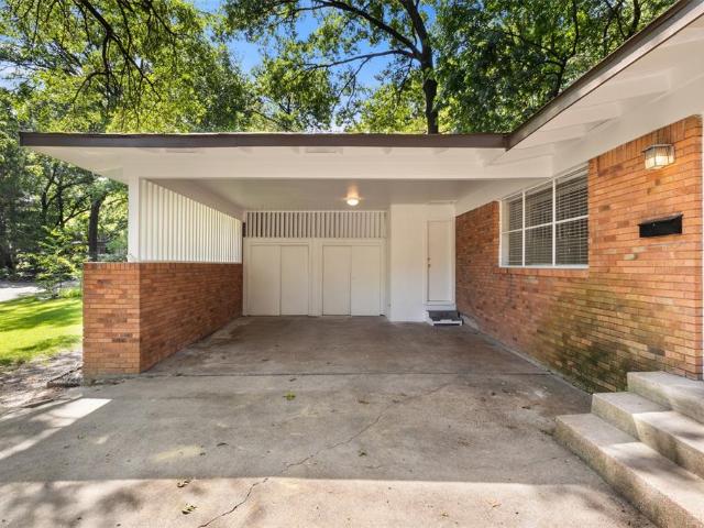 985 N Rustic Circle
