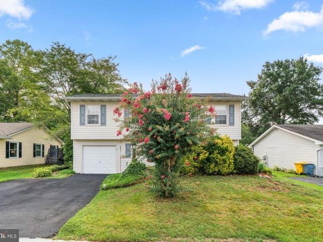 985 Sunny Ct, Gambrills, MD 21054