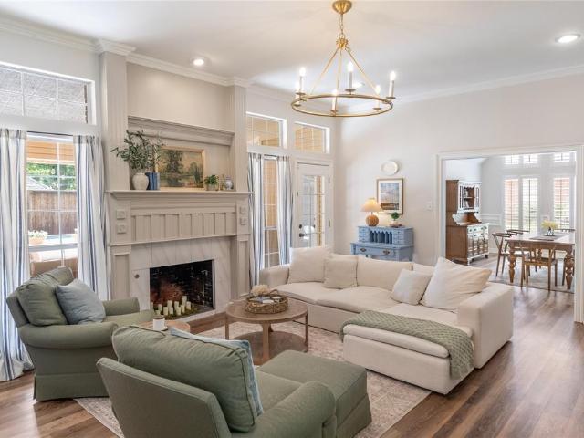 985 Post Oak Road