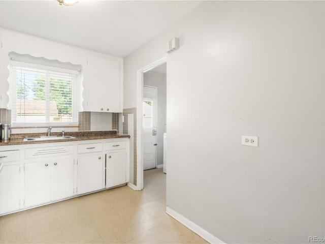 985 Xavier St, Denver, CO 80204 | MLS #2679