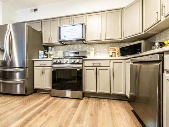 9864 W LELAND Avenue # 311