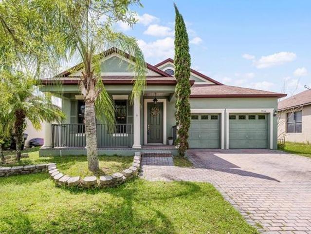 9866 Lake District Ln, Orlando, FL 32832