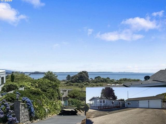 98603 Camellia Dr, Brookings, OR 97415