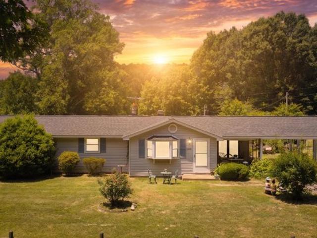 9860 Red Hill Rd, Spotsylvania, VA 22553