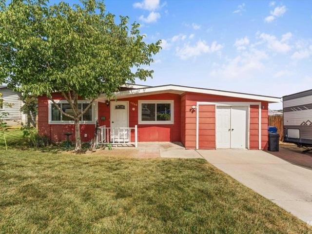 9860 W Fox Ridge Dr, Boise, ID 83709