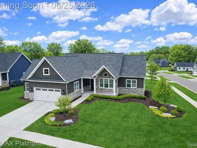 9860 W Haven Dale Dr, Brighton Township, MI 48114