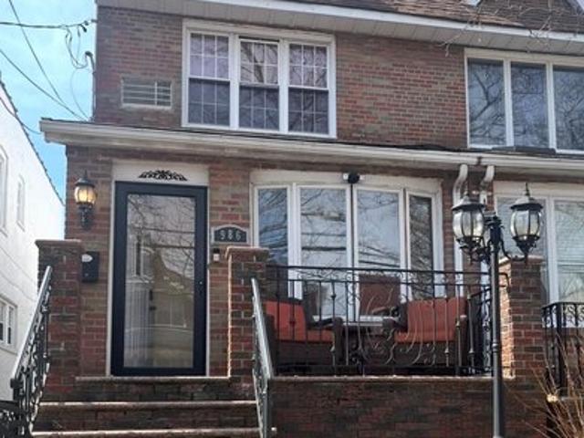 986 77th St, Brooklyn, NY 11228