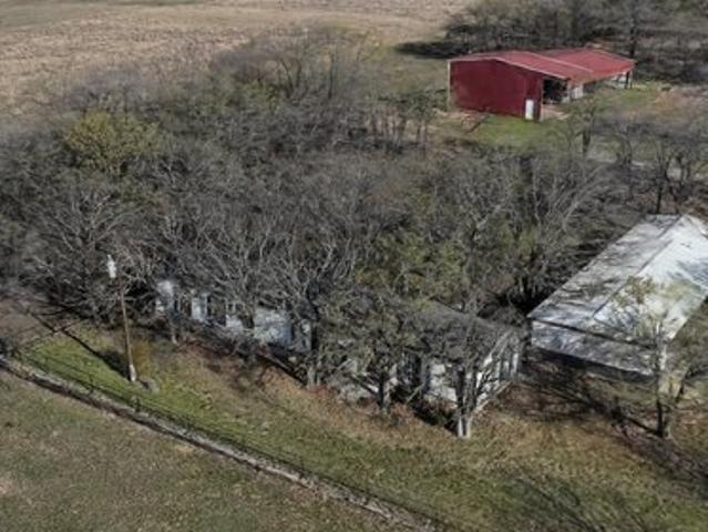 986 County Road 1785, Sunset, TX 76270