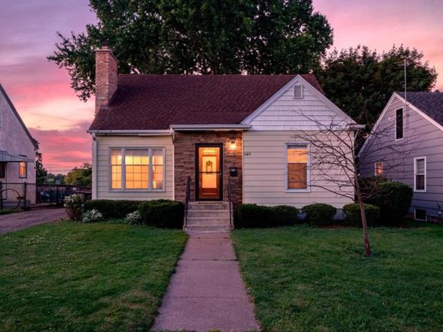 986 Galvin Ave, West Saint Paul, MN 55118
