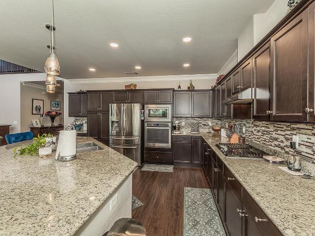 986 Encino Ave, Clovis, CA 93619 | MLS #635904