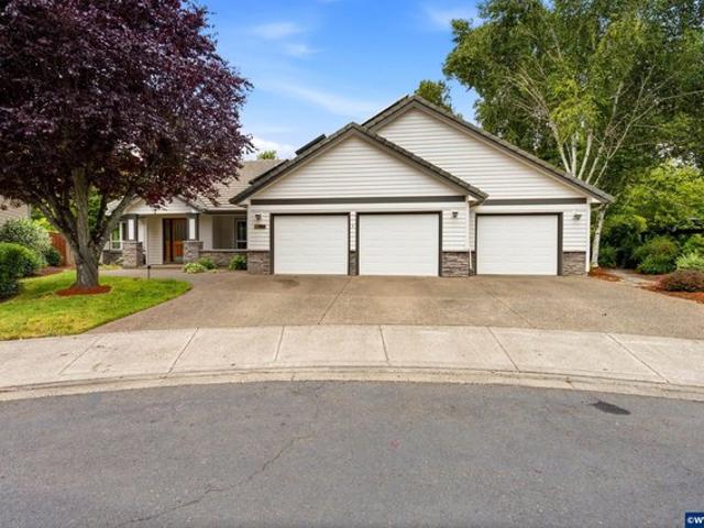 986 Henning Way N, Keizer, OR 97303