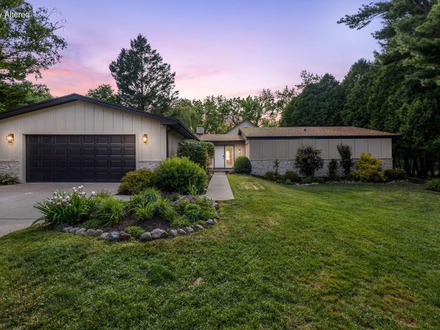 986 Indian Hills Rd