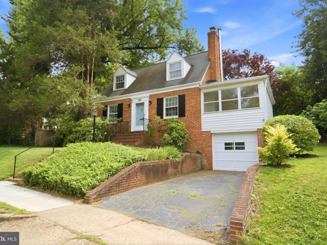 986 N Powhatan St, Arlington, VA 22205