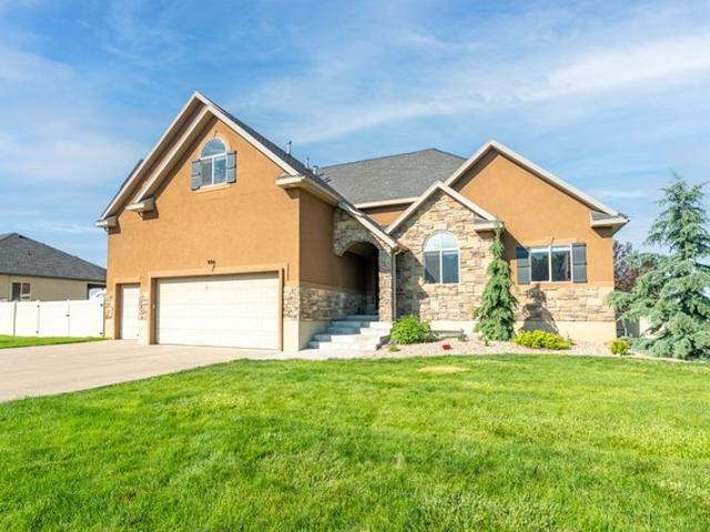 986 S View Crest Ln, Kaysville, UT 84037