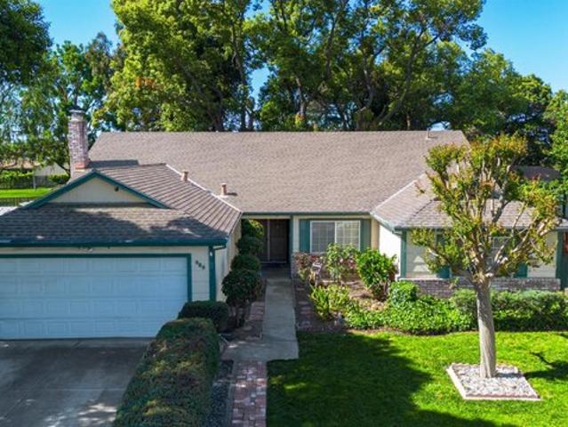 986 Pebble Way, Manteca, CA 95336