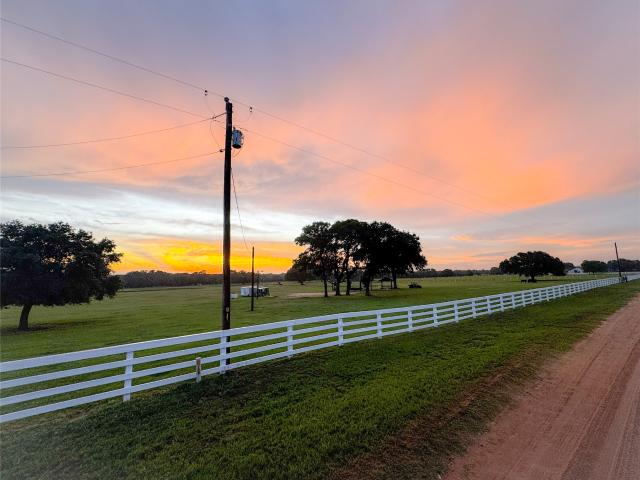986 Private Road 1024