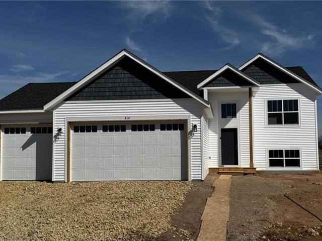 986 Willow Glen Ave, Somerset, WI 54025