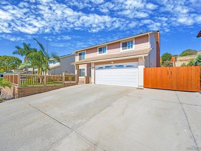 9874 Via Francis, Santee, CA 92071