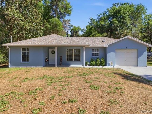 9878 W Riverwood Dr, Crystal River, FL 34428