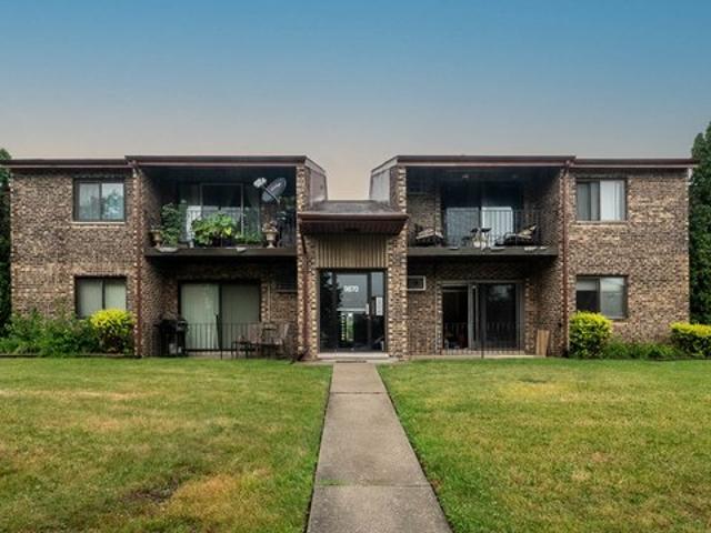 9870 Cordoba Ct Apt 1B, Orland Park, IL 60462