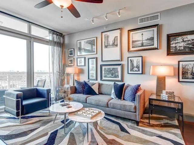 9870 Gaylord Dr Apt 714, Houston, TX 77024