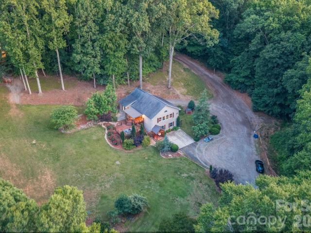 9870 Harvest Lane