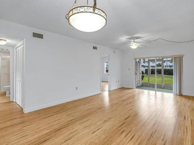 9872 Marina Blvd Apt 1417, Boca Raton, FL 33428