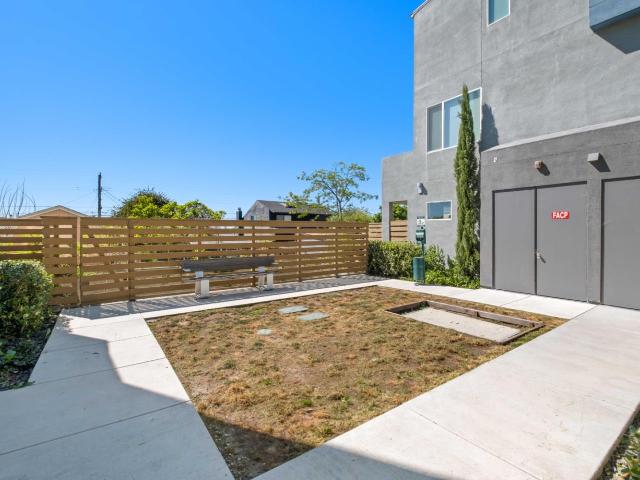 9873 MacArthur Blvd, Unit F, Oakland, CA 94605 | MLS #ML82041