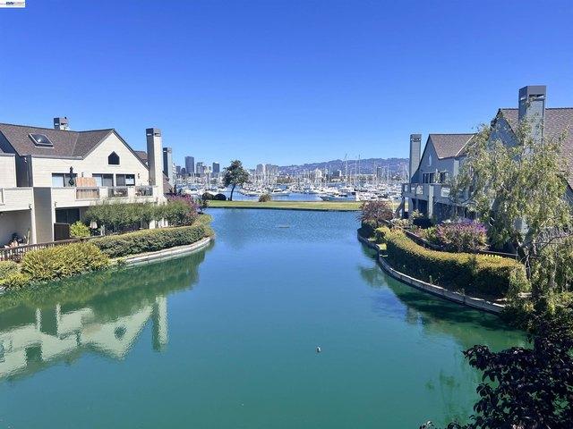 987 Independence Dr, Alameda, CA 94501