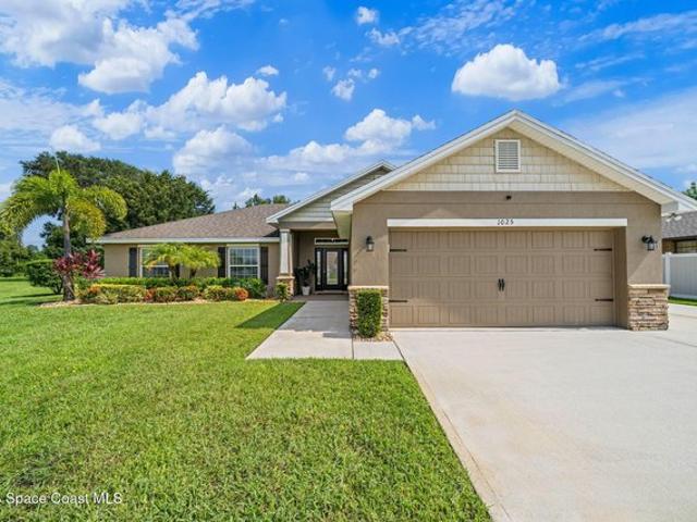987 Le Baron St SW, Palm Bay, FL 32908
