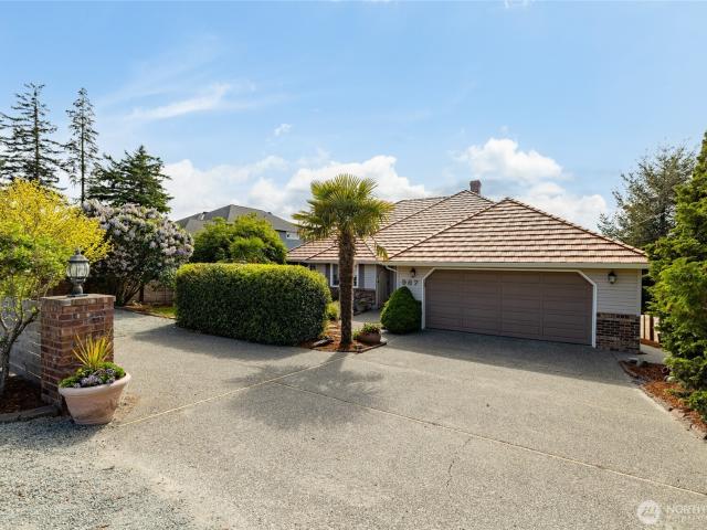 987 N W Camano Dr, Camano Island, WA 98282 | MLS #2482 | Compass
