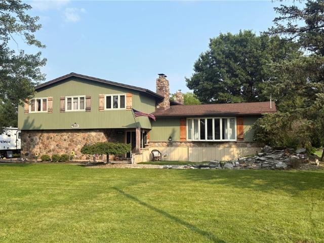 987 N Hewitt Drive
