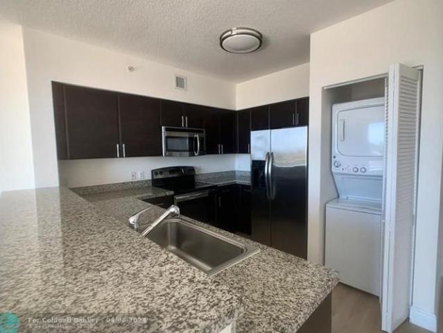 987 SW 37th Ave #701, Miami, FL 33135