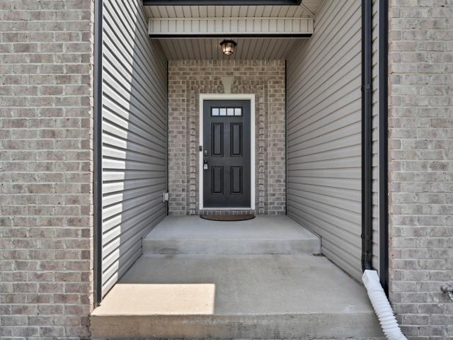 987 Promenade Dr