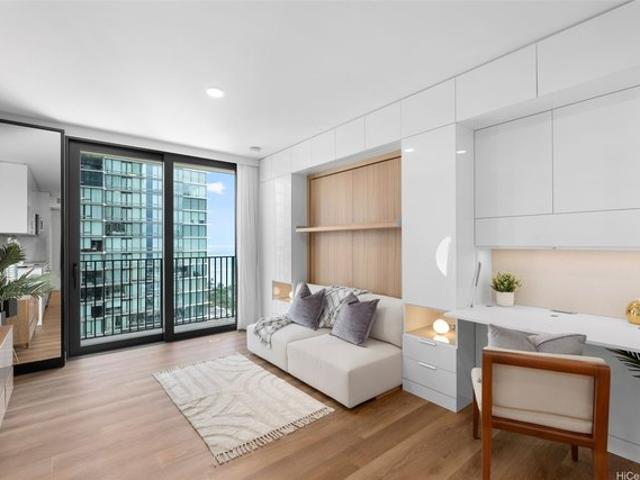 987 Queen St Apt 2906, Honolulu, HI 96814
