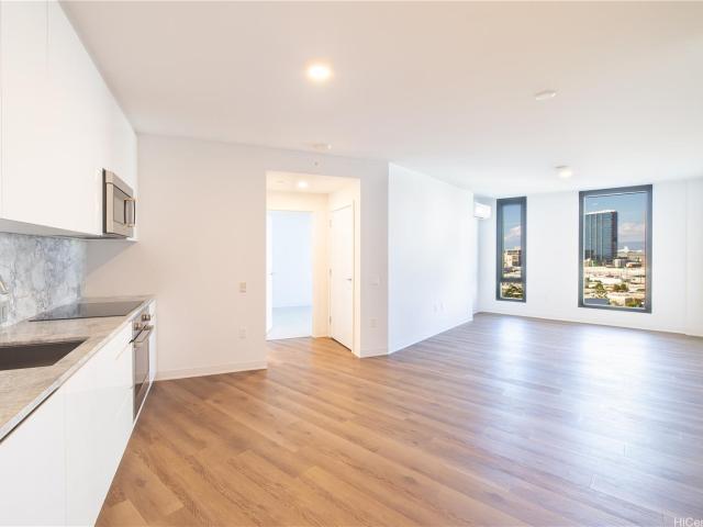 987 Queen St, Unit 1113, Honolulu, HI 96814 | MLS #202604 | Compass