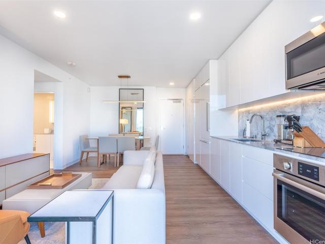 987 Queen St, Unit 1303, Honolulu, HI 96814 | Compass
