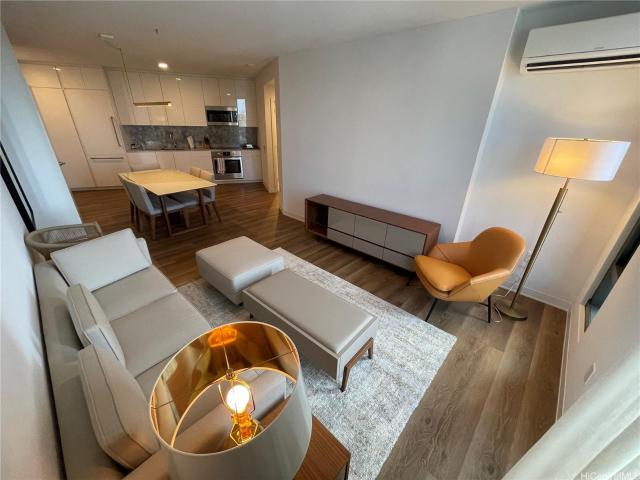 987 Queen St, Unit 1513, Honolulu, HI 96814 | MLS #202605
