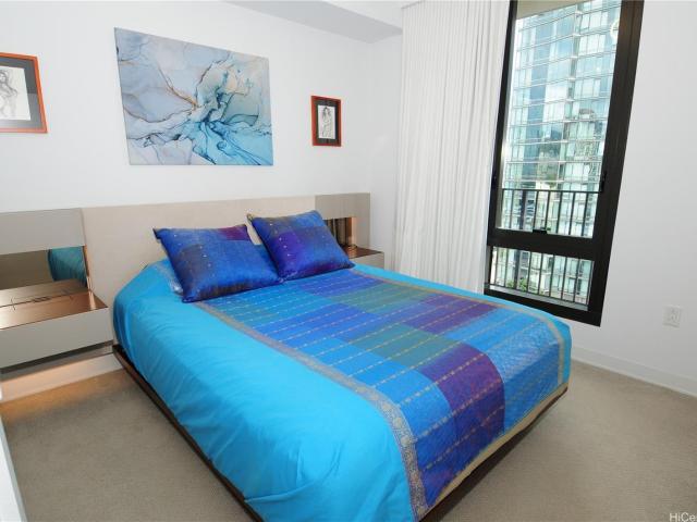 987 Queen St, Unit 1612, Honolulu, HI 96814 | Compass