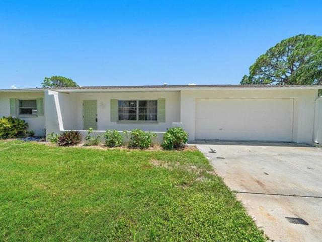 987 Queen Rd, Venice, FL 34293