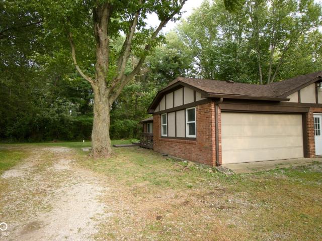 9885 E County Road 1000 N