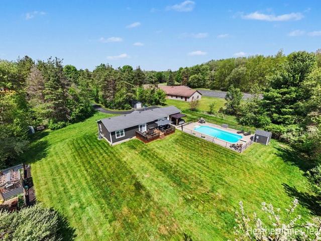 9887 Baker Rd, Greenville, MI 48838