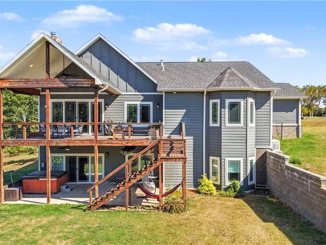 9889 River Oaks Drive