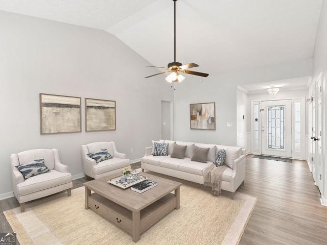 9880 Rivercliff Lane