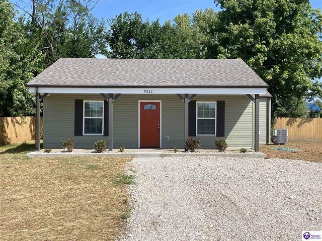 9882 Elizabethtown Rd, Big Clifty, KY 42712