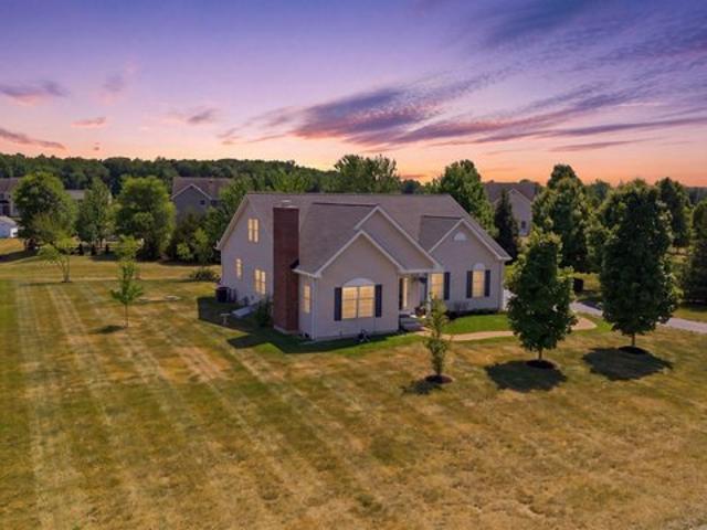988 Cool Breeze Dr, Clayton, DE 19938