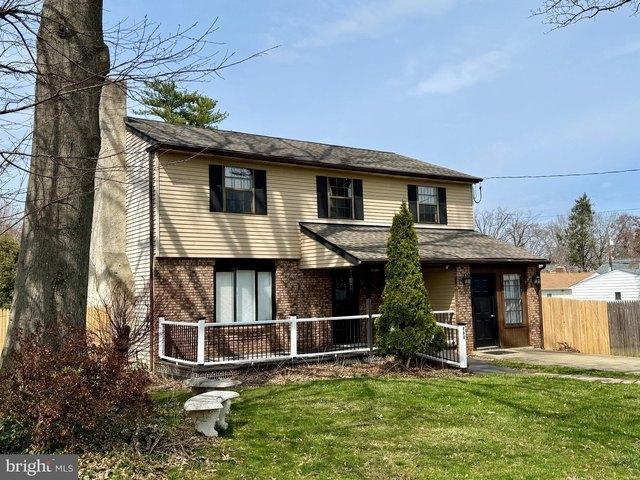 988 Baxter Ave, Bensalem, PA 19020