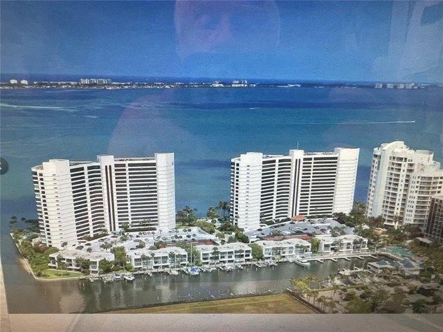 988 Blvd of the Arts Apt 109, Sarasota, FL 34236