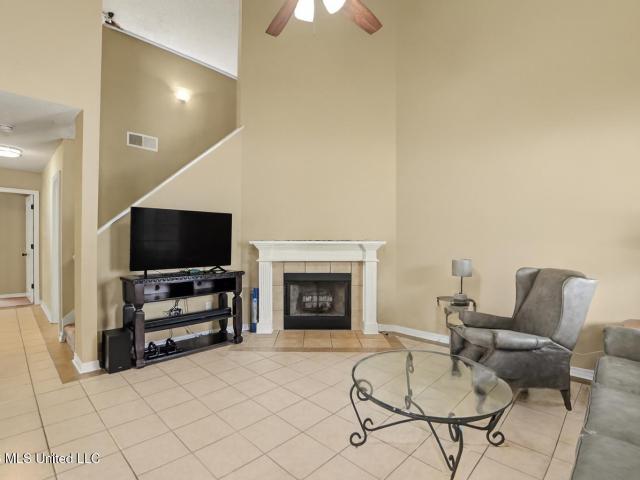 988 Kaimuki Court